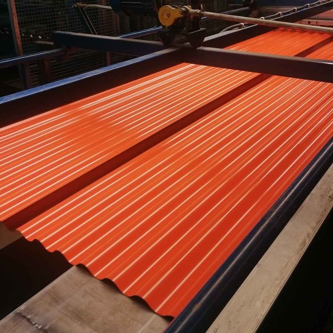 Trapezbleche in Farbe: Gestaltungsmöglichkeit für Dach & Fassade